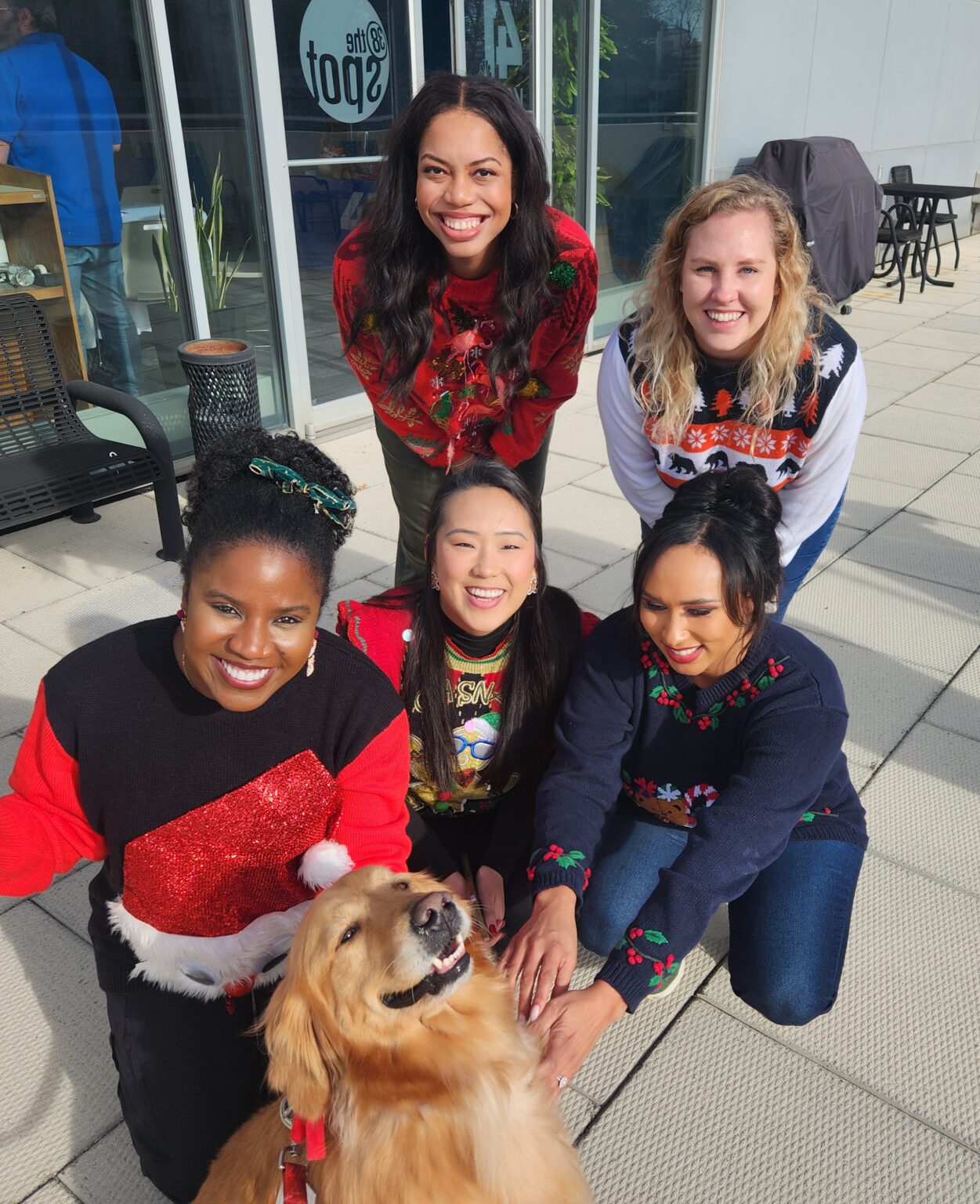 Animal Therapy in Kansas City | Touching Lives | Mo-Kan Pet Partners